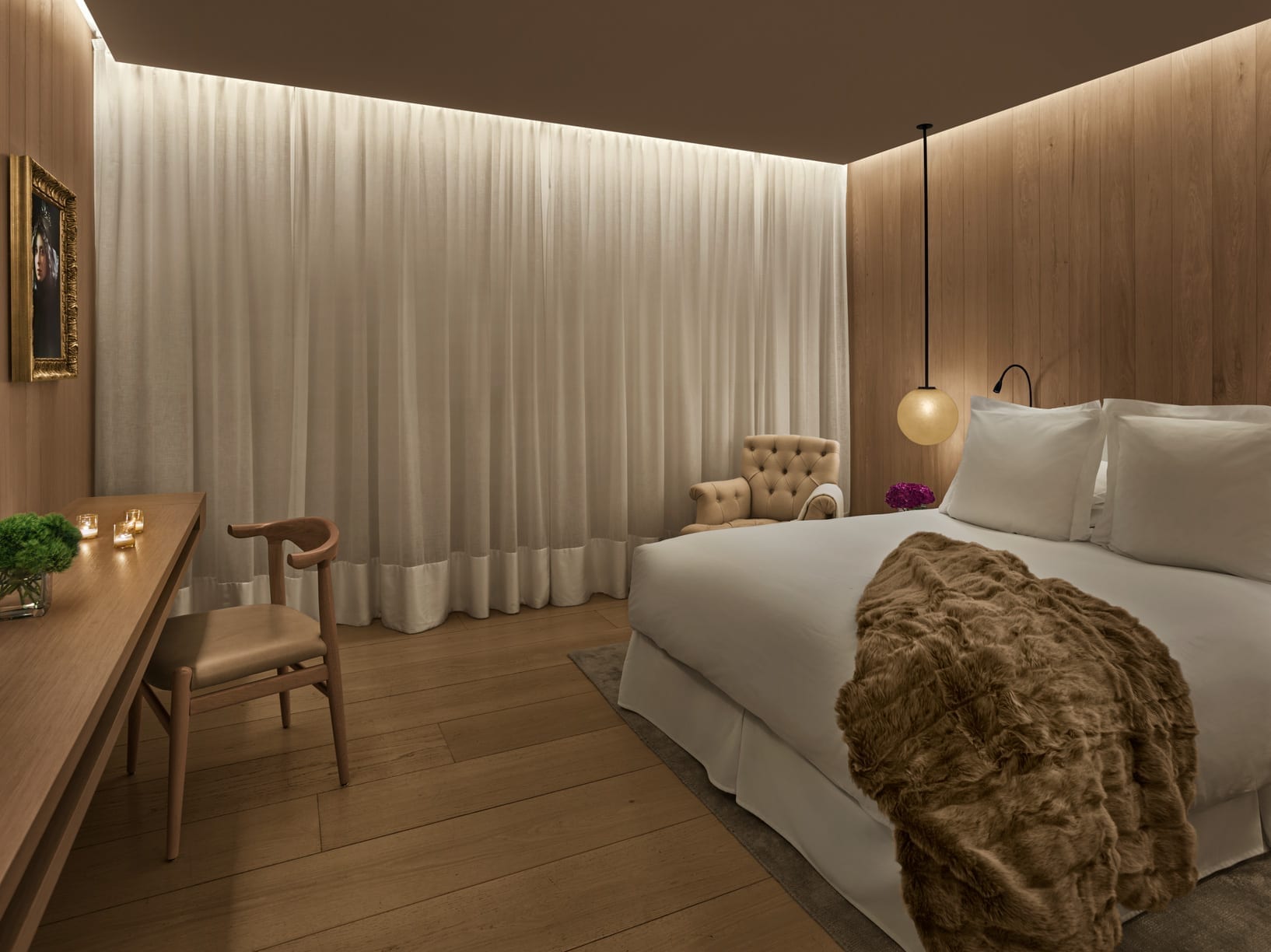 The London EDITION | Deluxe Room