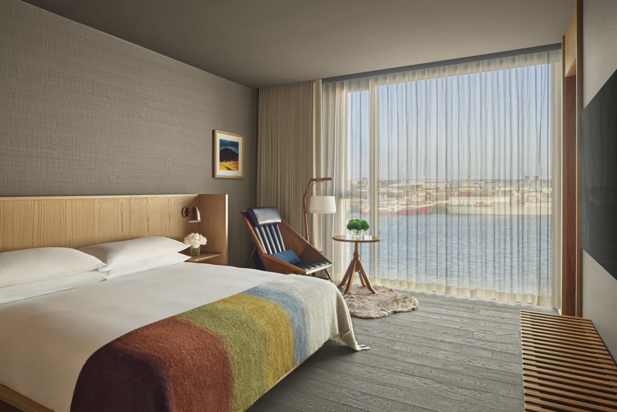 Suite Harbor | EDITION Hotels