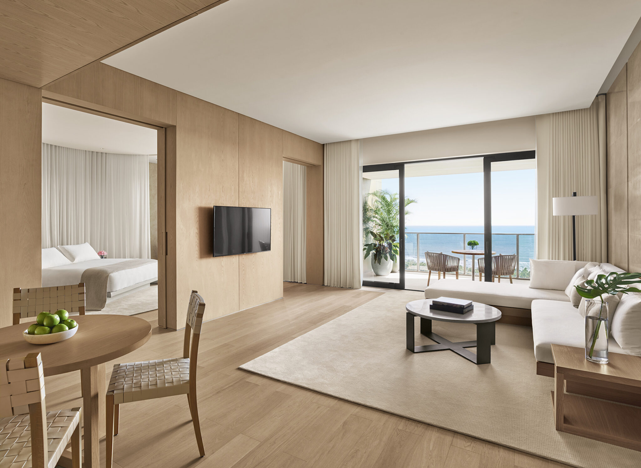 Ocean Front Loft Suite | EDITION Hotels